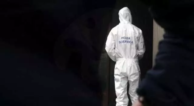 YouTG.NET - Cesena, anziano trovato morto nudo avvolto dalle luci di Natale YouTG.NET - Cesena, anziano trovato morto nudo avvolto dalle luci di Natale
