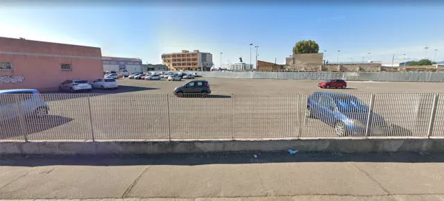 YouTG.NET - Cagliari, ruba l'auto a un'anziana e investe le amiche ... YouTG.NET - Cagliari, ruba l'auto a un'anziana e investe le amiche ...