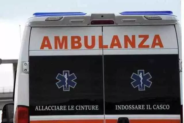 YouTG.NET - Esterzili, bimbo di 11 anni travolto da un cancello al ... YouTG.NET - Esterzili, bimbo di 11 anni travolto da un cancello al ...