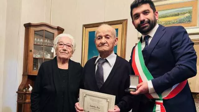 YouTG.NET - La miniera, la guerra e l'arrivo a Cagliari: Costantino ... YouTG.NET - La miniera, la guerra e l'arrivo a Cagliari: Costantino ...