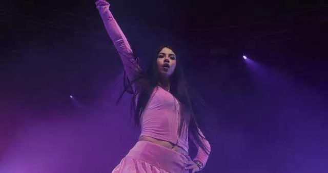 YouTG.NET - Al Red Valley Festival arriva Anna: sul palco dell'Olbia ... YouTG.NET - Al Red Valley Festival arriva Anna: sul palco dell'Olbia ...